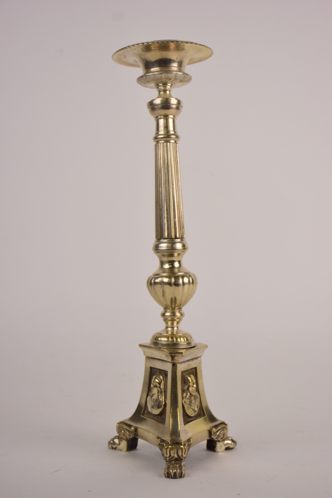 Pique cierge en métal argenté à fût - auctions & price archive